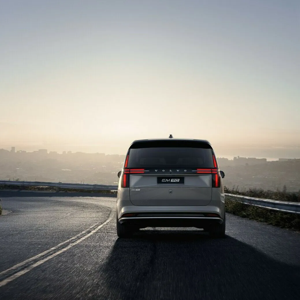 A space for living on the move: here’s the fully electric Volvo EM90 ...