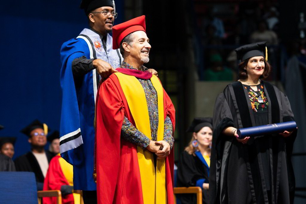 Zapiro, SA’s most-awarded cartoonist, receives Honorary Doctorate in ...