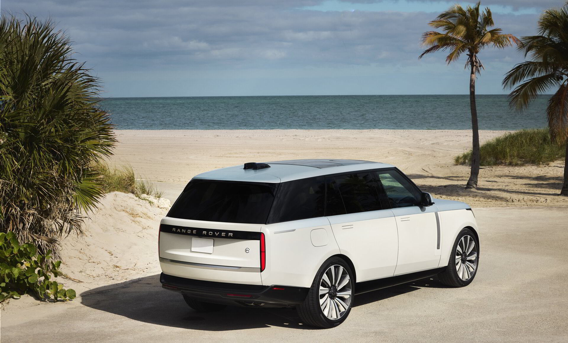 A vision for Range Rover SV Bespoke: Presenting the Range Rover SV Candeo