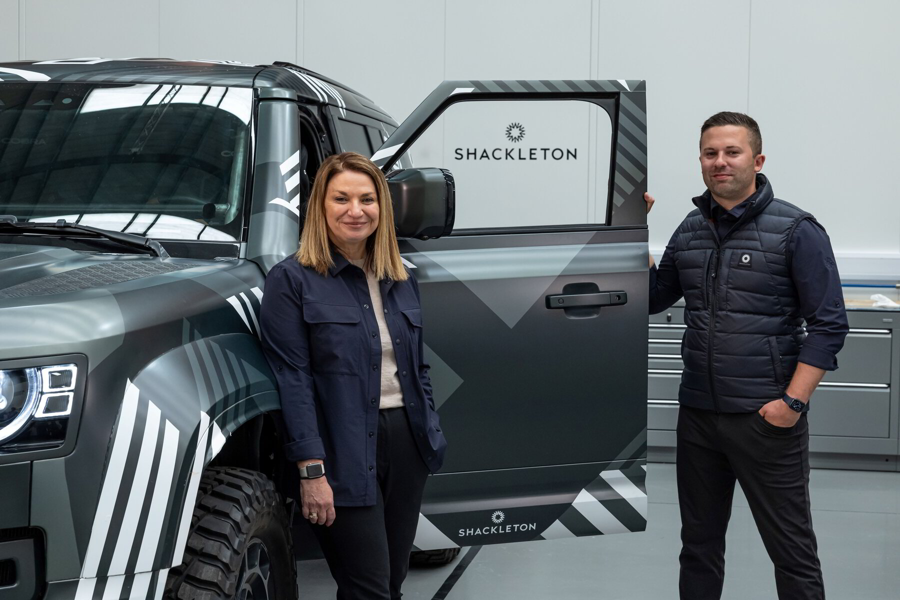 Defender Rally partners with Shackleton as Official Expedition Apparel Supplier