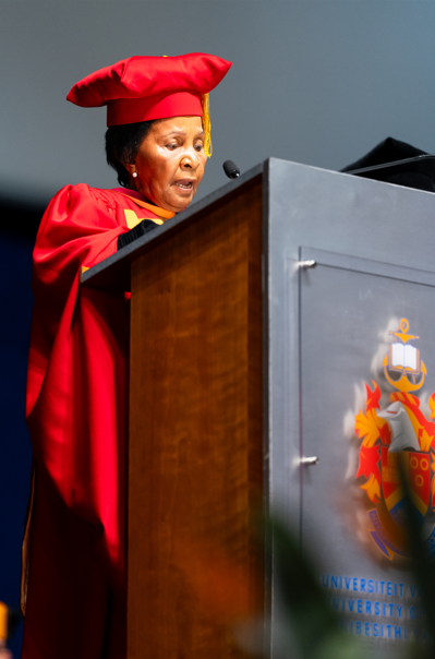 UP confers honorary doctorate on social worker and former First Lady ...