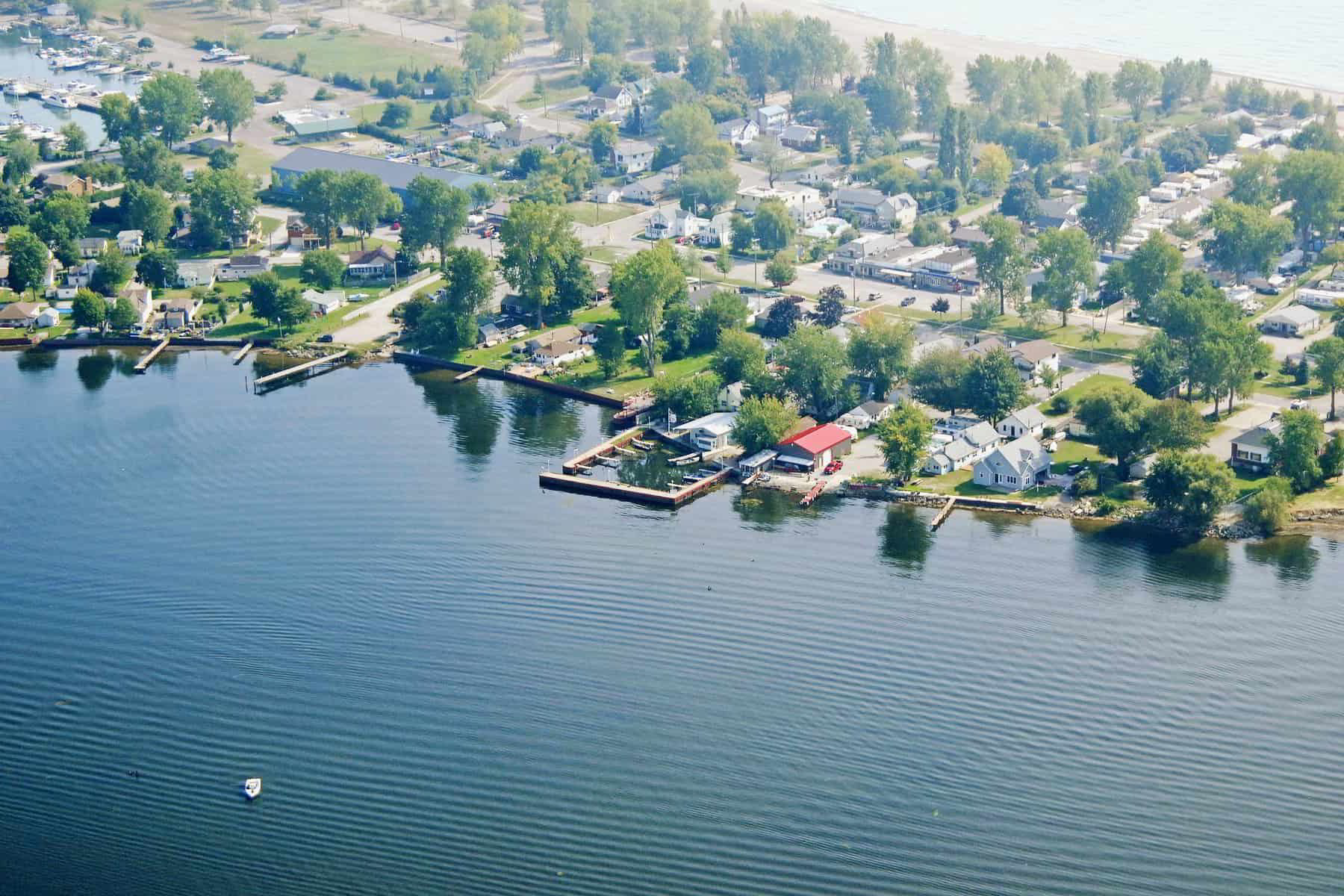 About | Erie-O Motel and Marina