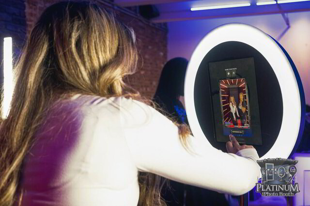 Premium Photo Booth Rentals in Austin, TX | Platinum iPhoto Booth