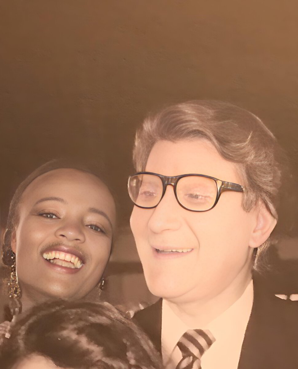 Rebecca Ayoko: Une Carrière de Mode Inoubliable