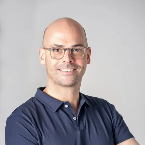 Team | Zahnarzt in Bachenbülach | iNovaDental