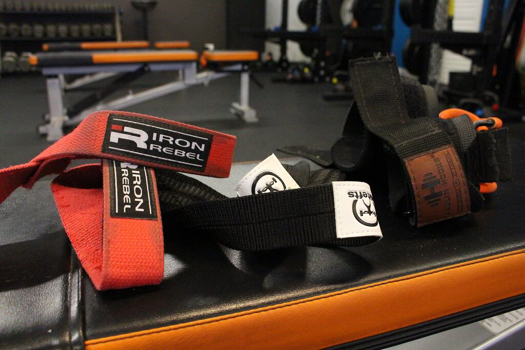3 Different Grip Supports to Hold More Weight and Gain More Strength