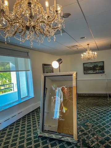 Luxury Wedding Photo Booth Rentals | Tide Water Booths