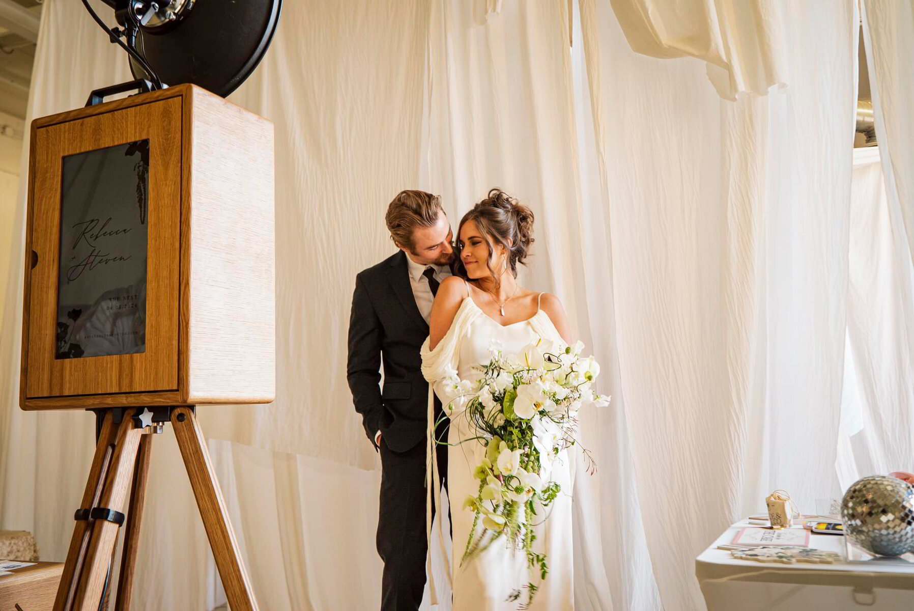 Luxury Wedding Photo Booth Rentals | Tide Water Booths