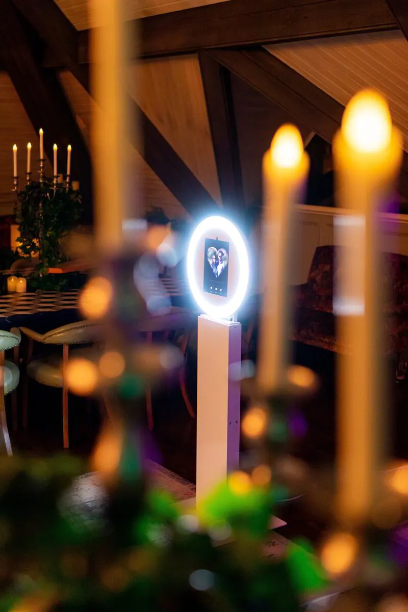 Luxury Wedding Photo Booth Rentals | Tide Water Booths