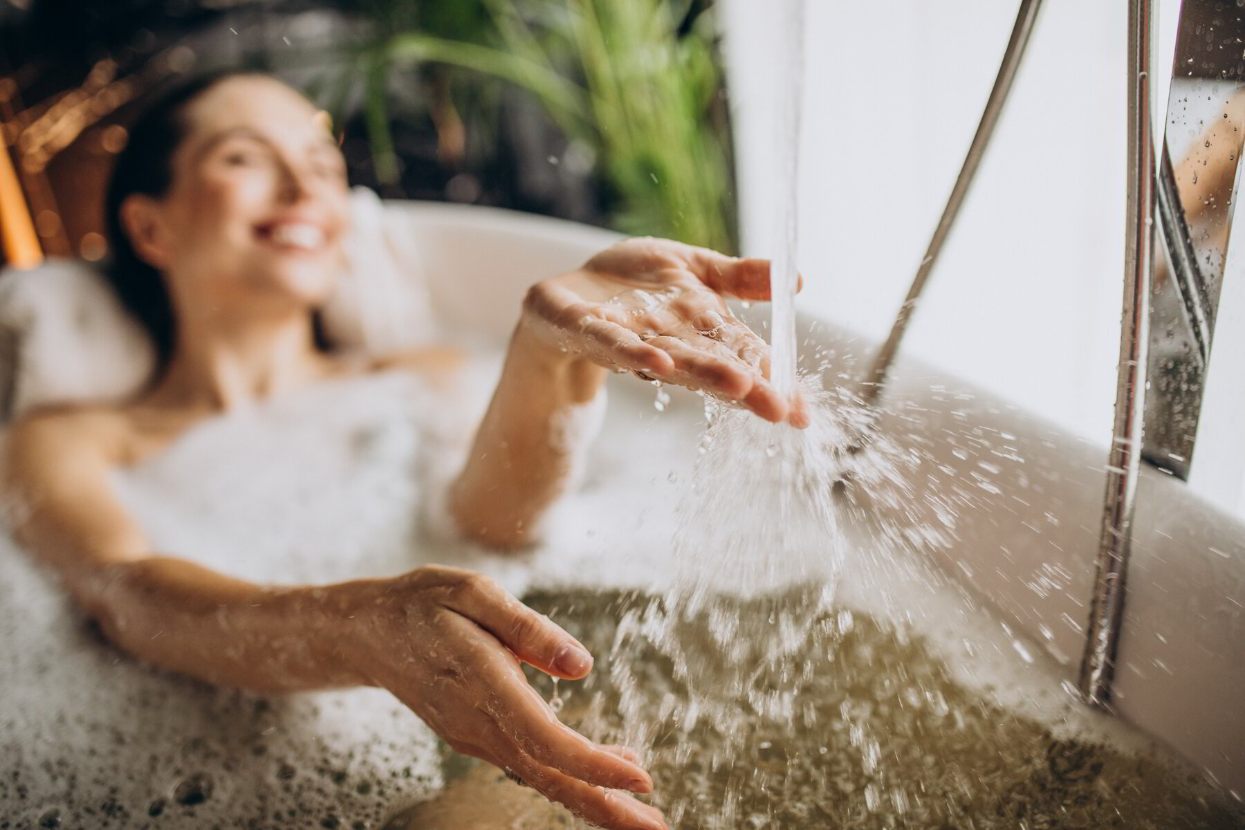 THE HEALING POWER OF THE BUBBLE BATH