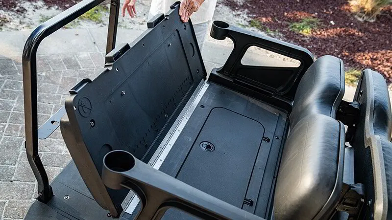 E-Z-GO Valor 6 (6 Seater)