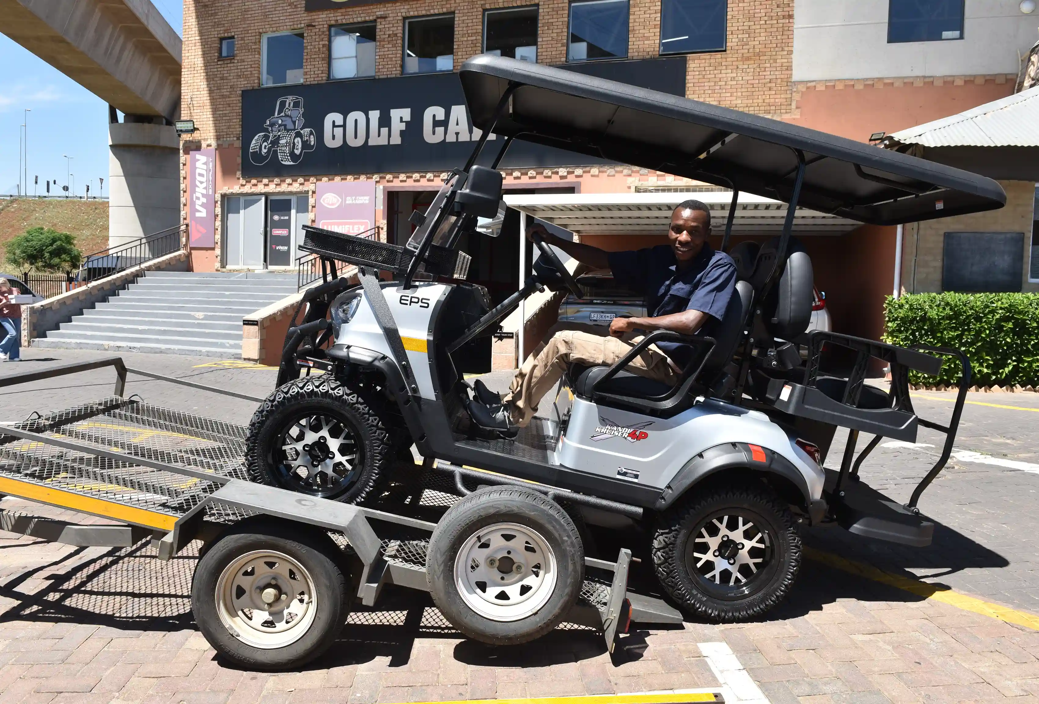 Hassle-Free Golf Cart Transport | Book Pickup & Delivery