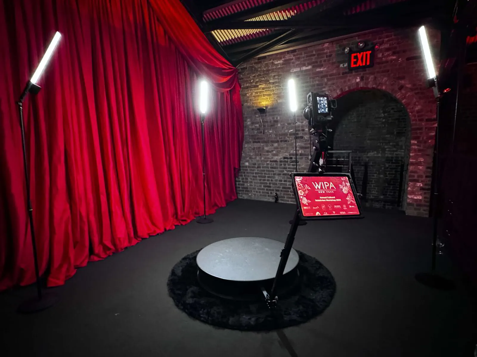 Party Photo Booth Rental NYC | NYC Party Booth