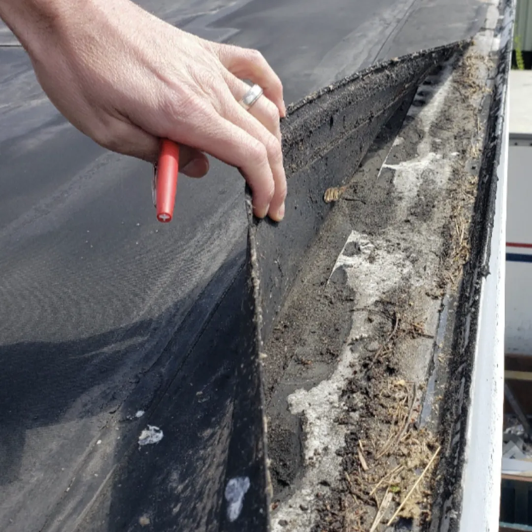 Signs Your Commercial Roof Needs Replacement