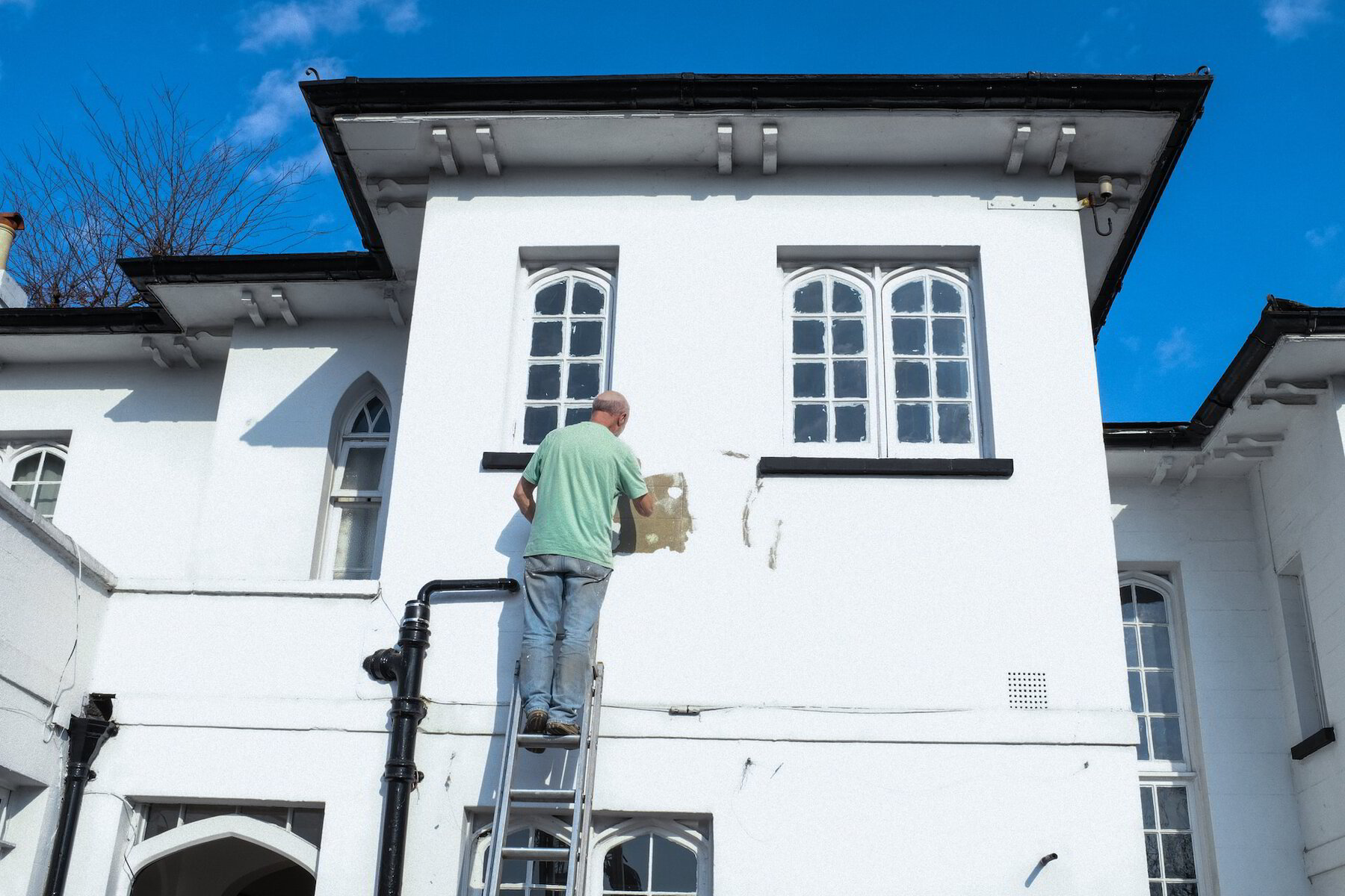 5 Reasons Why You Should Hire Professional Painting Services