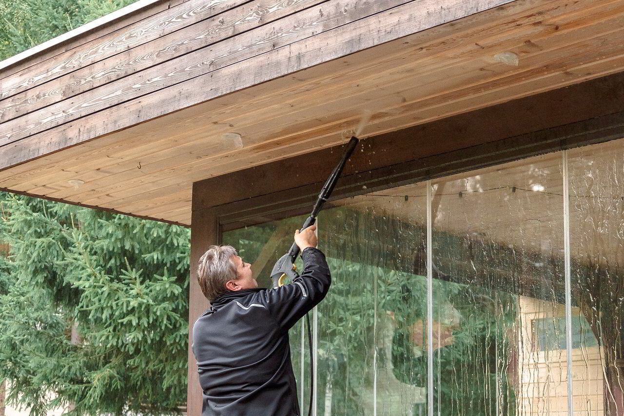 What You Need to Know About Power Washing Your Home