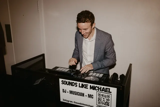 Wedding DJ Brisbane | Best MC & DJ Hire For Weddings