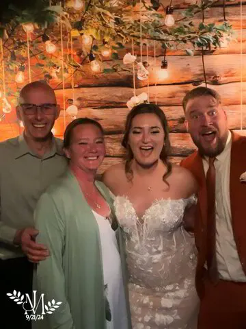 Premium Photo Booth Rental Washington | Peninsula Party Booth.