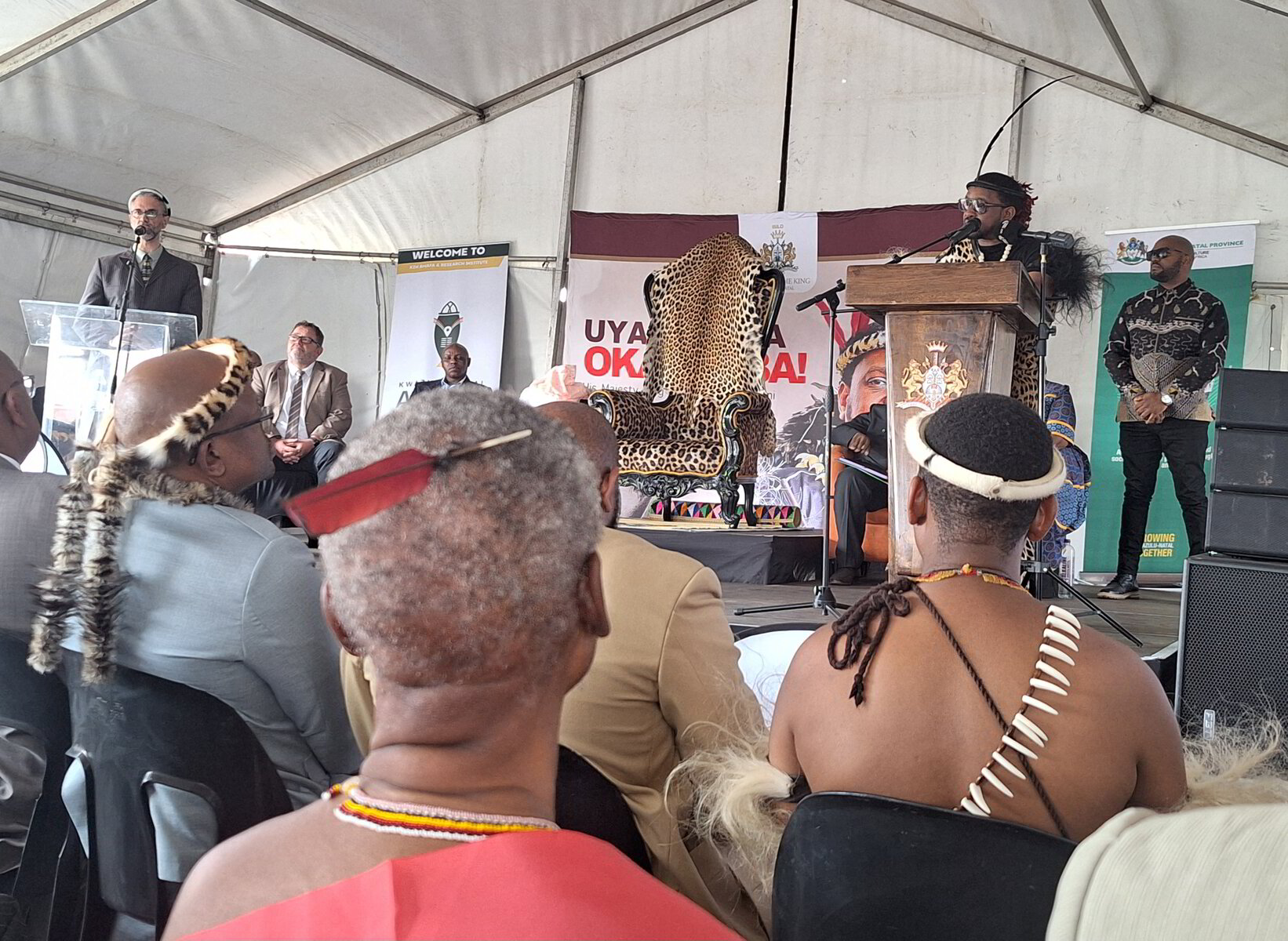 UMHUMUSHI WESILO / TRANSLATOR OF THE KING