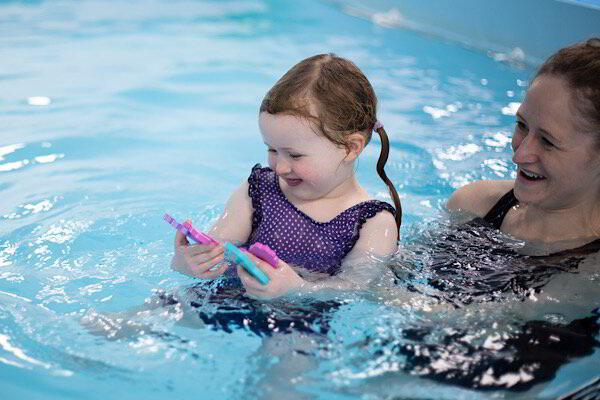 From Brainpower to Social Skills – How Swimming Helps your Child