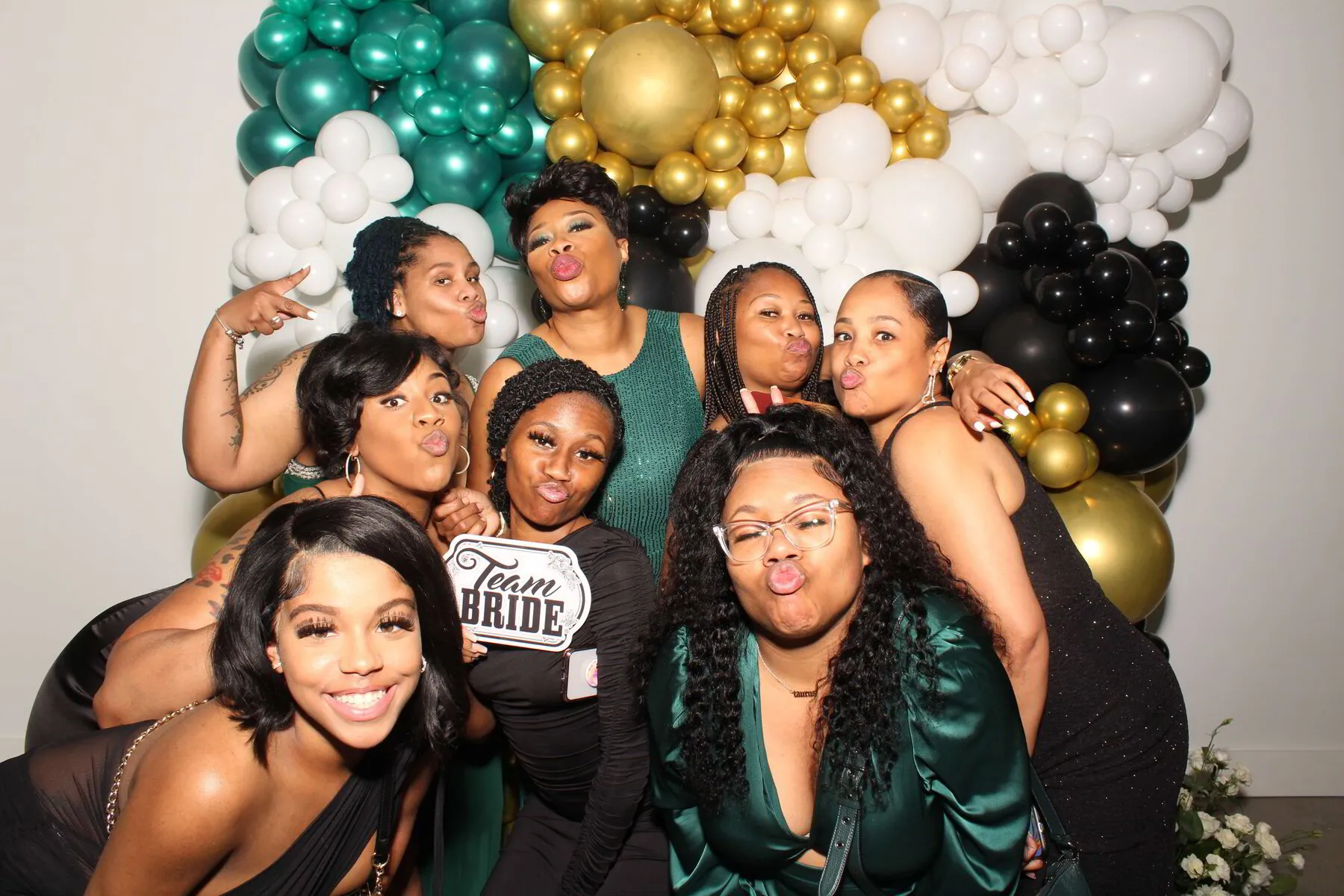 Luxury Photo Booth Rental & Hire in High Point | Fotogenic Photobooth