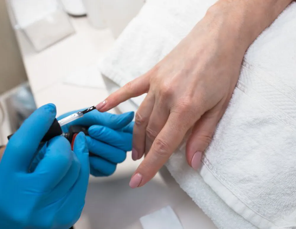 What Is The Difference Between Gel And Acrylic Nails
