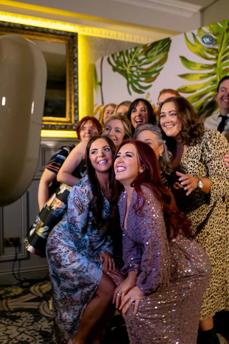 Selfie Booth Rentals Metro Detroit, Toledo, and the surrounding areas ...