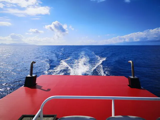 Tavewa Seabus Fiji: Your Gateway to the Yasawa Islands | Daily Departures