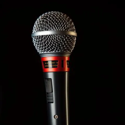7 Equipment Essentials for Your Home Music Studio