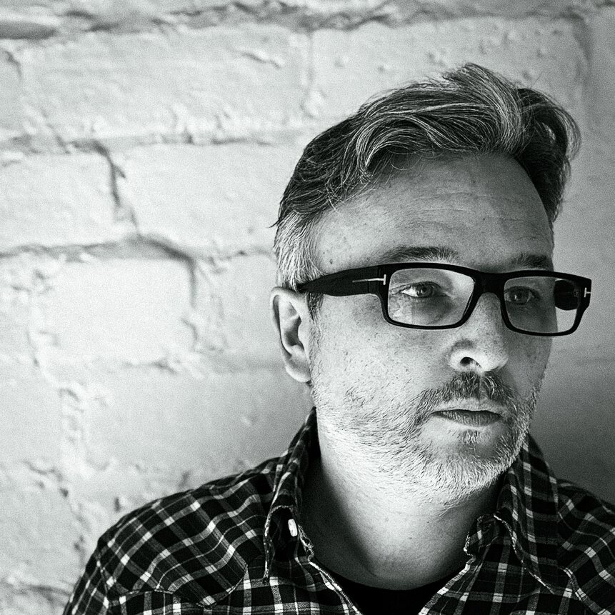 Mark Britton: Acoustic Indie Folk Music Singer-Songwriter