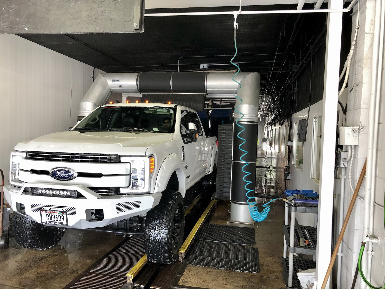 FLEX Wash Club Express Exterior Car Wash | Fast & Spotless Shine