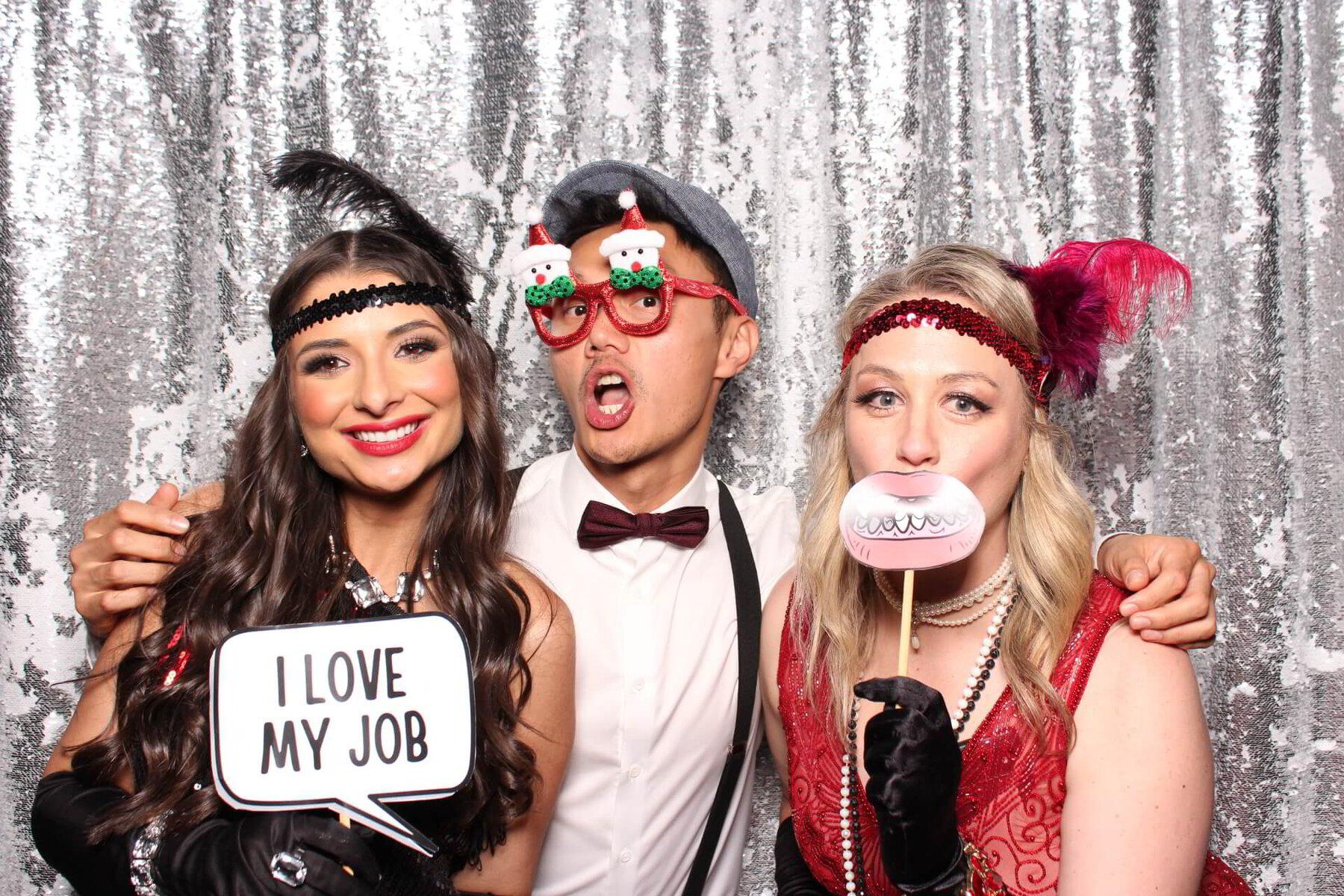 Cheap Photo Booth Hire for Christmas, Holiday & NYE Parties | Selfie Me ...