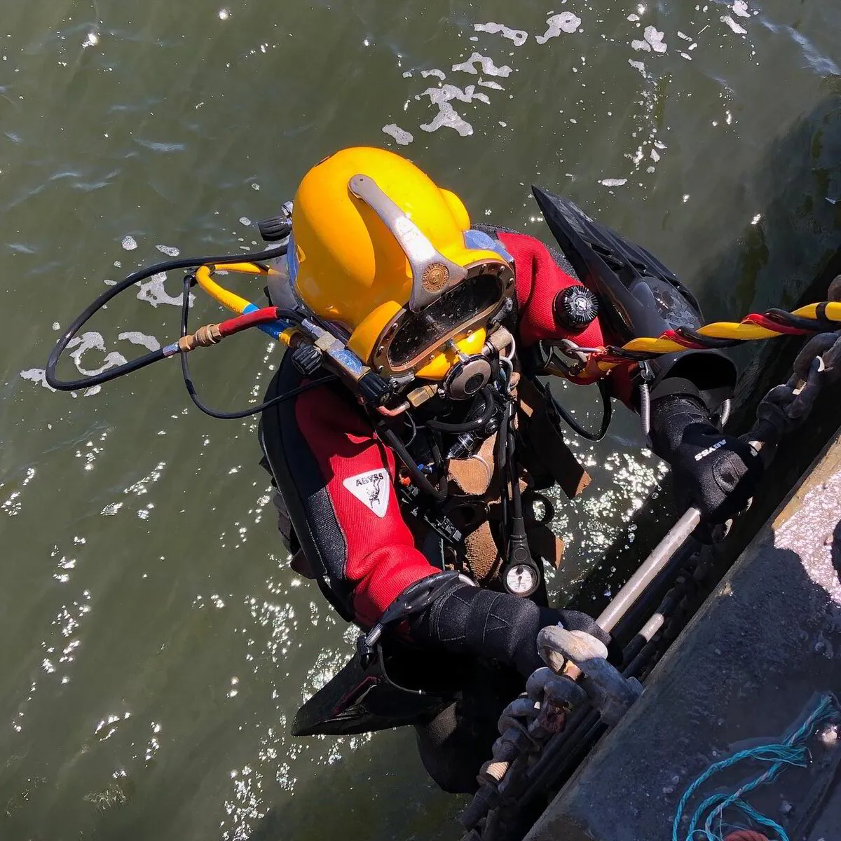 Unrestricted Surface Supplied Diver Certification