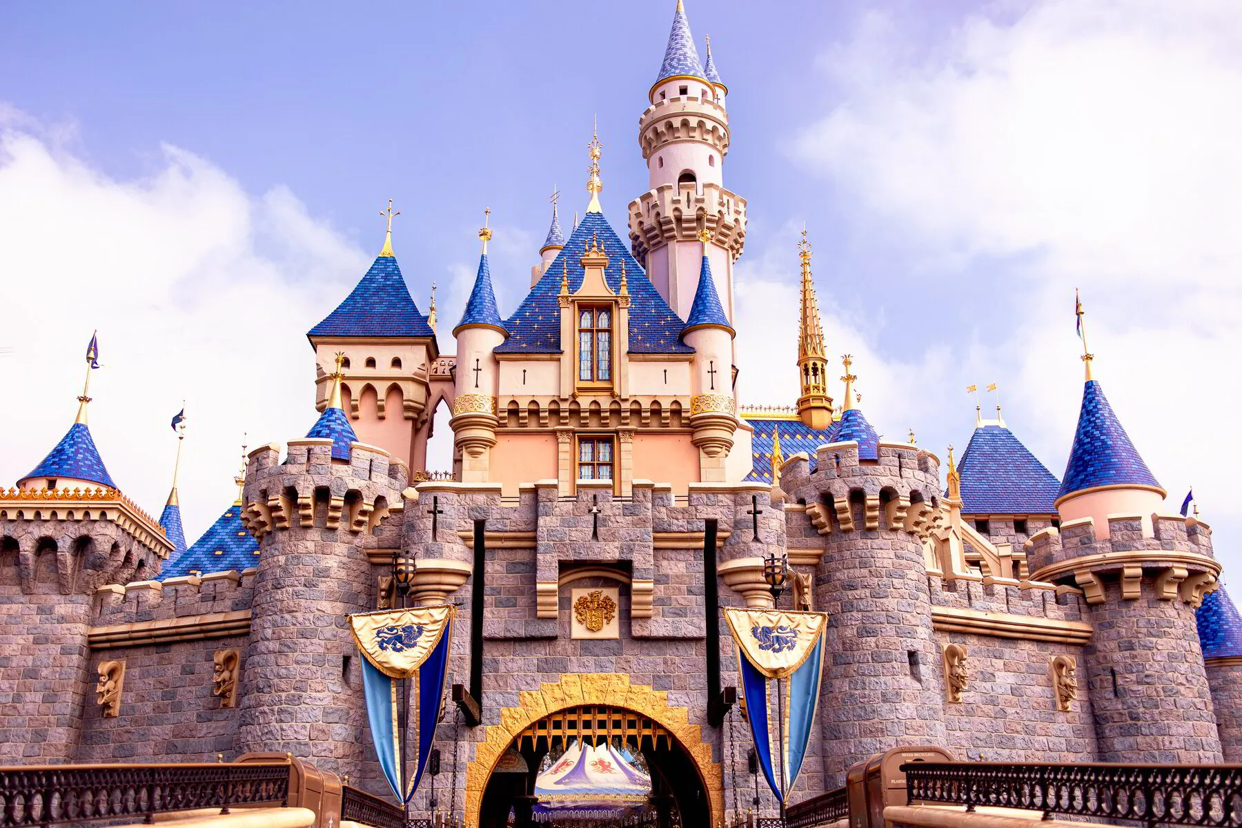 Glow With Me Adventures | Canadian Disney Travel Experts