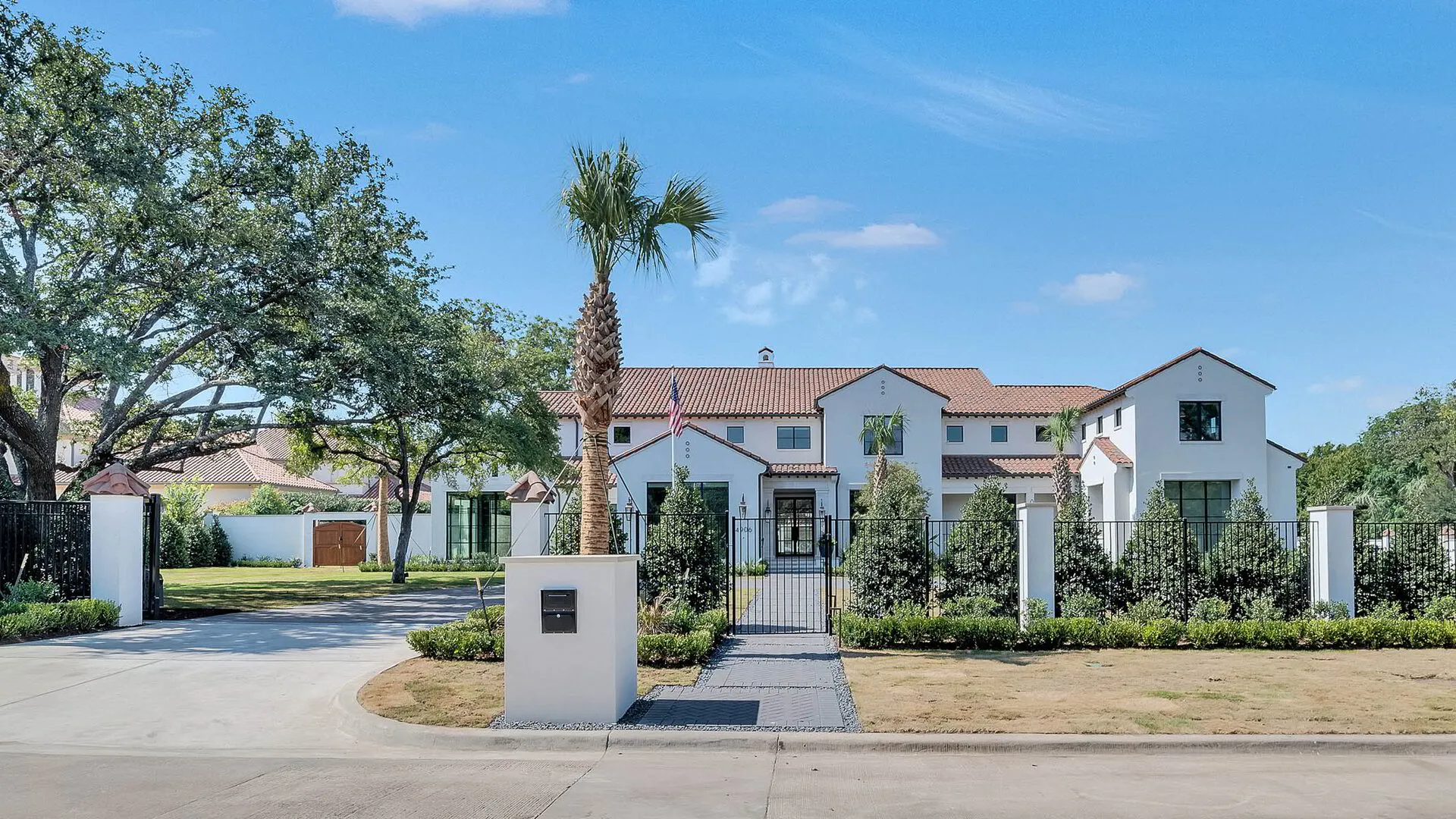 What is Mediterranean-style Architecture?