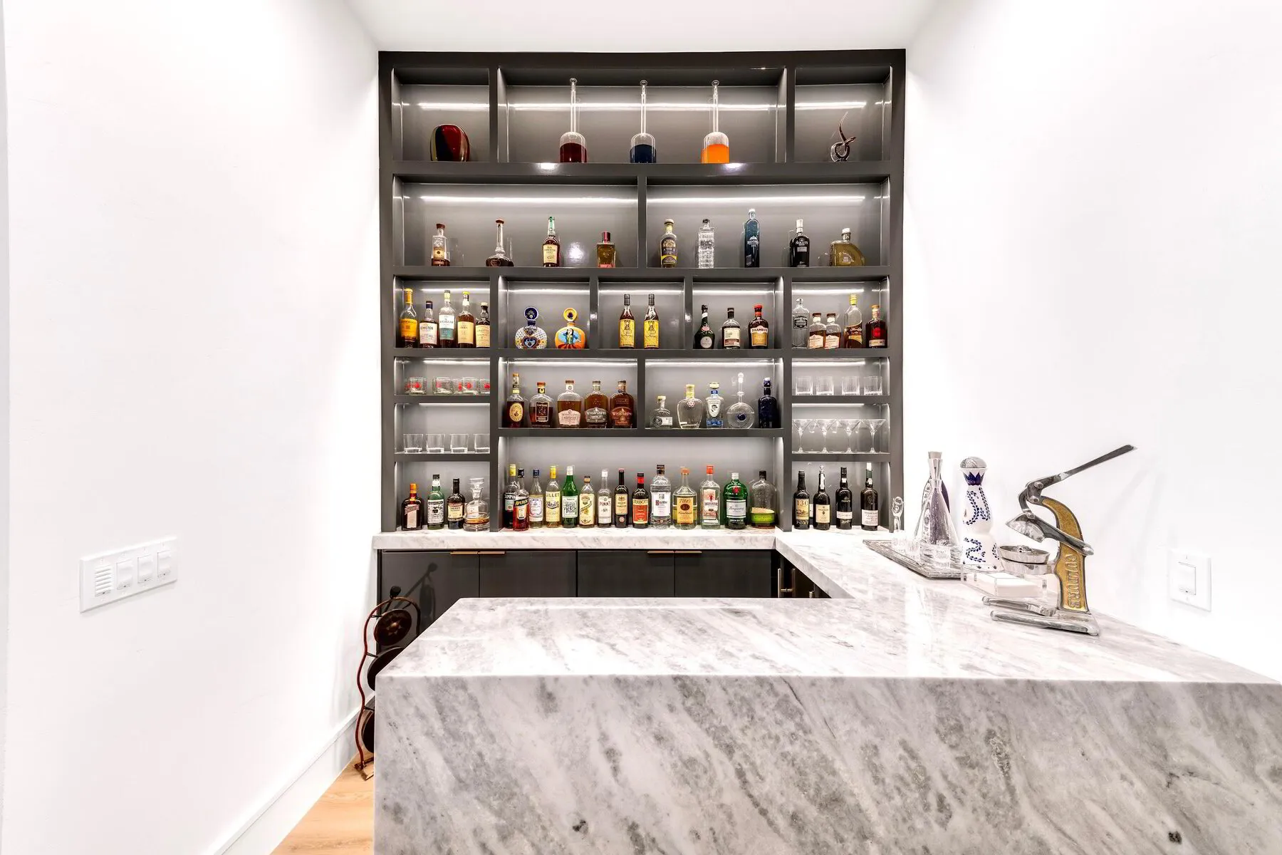 Home Bar Designs are Popular Features in New Residential Construction