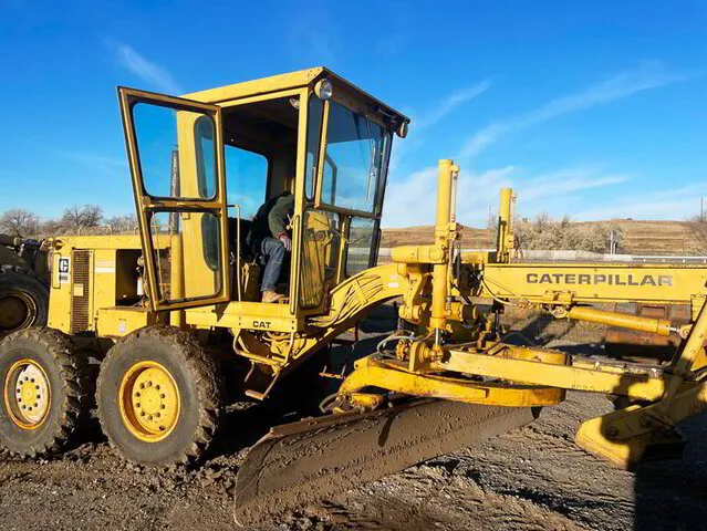 Construction Equipment & Material Supplies, Hire / Rent Mini Excavator ...