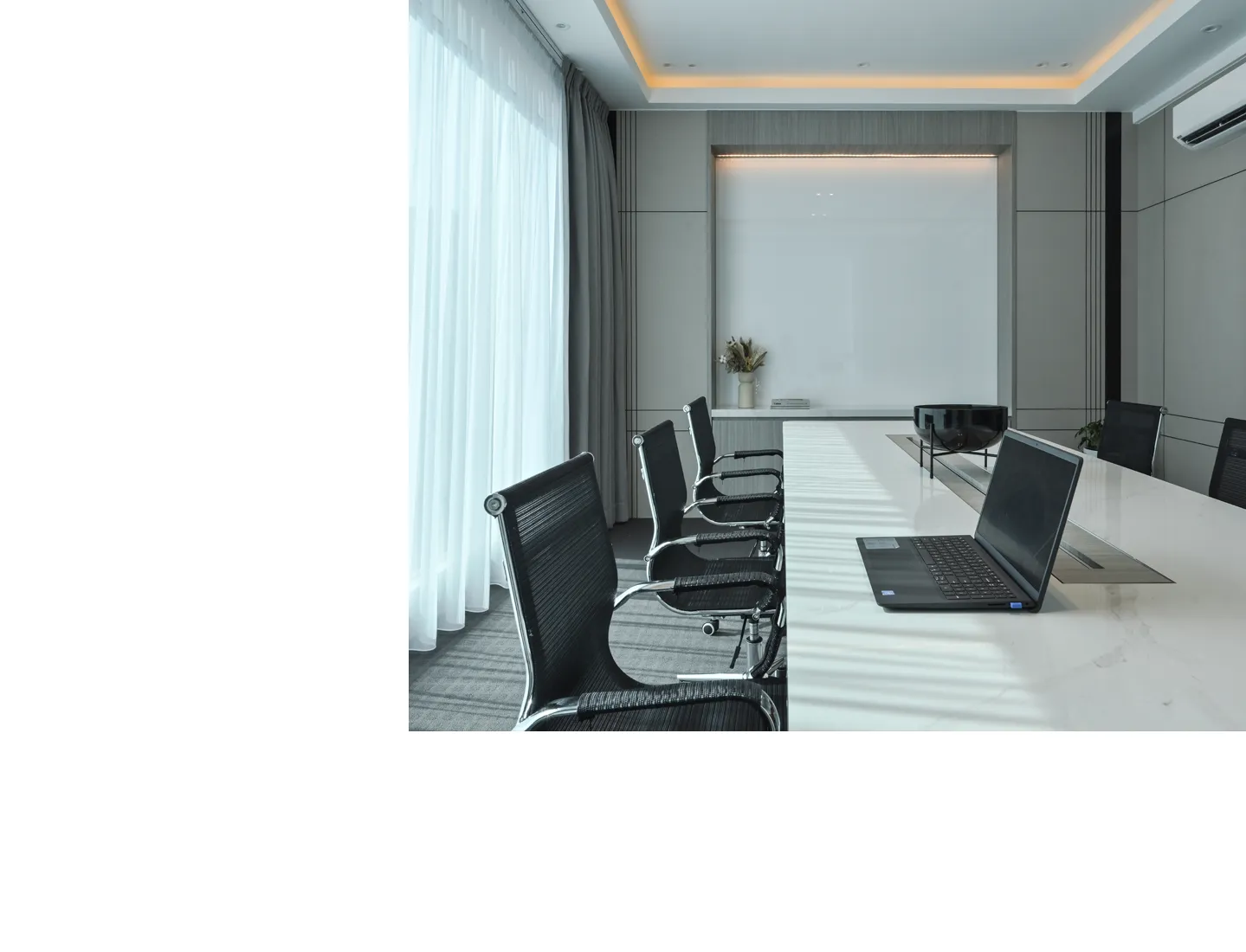 Reception & Meeting Room