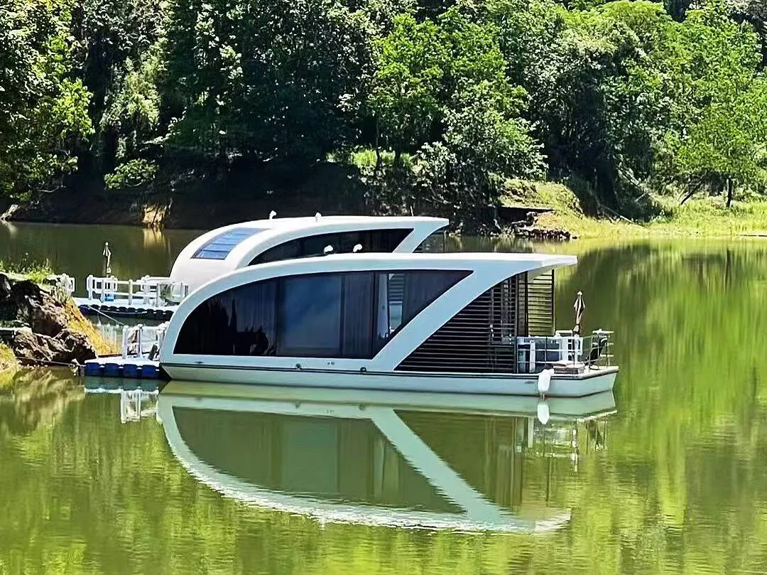 ZENLIFE SUSTAINABLE HOMES - BOAT HOUSE