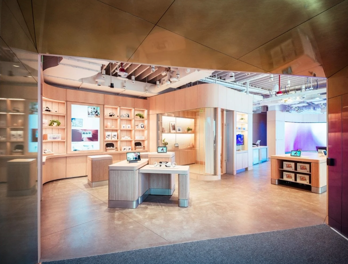 HAVE A LOOK | Inside Facebook's first ever physical retail store