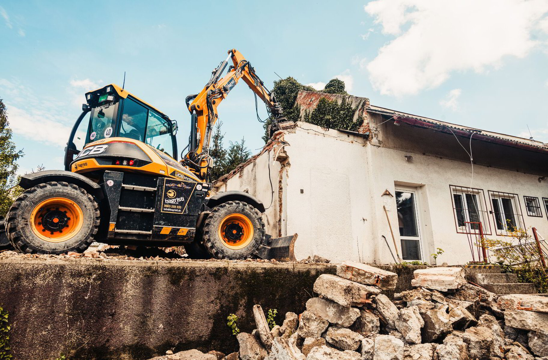 When to Schedule Concrete Demolition and Reconstruction