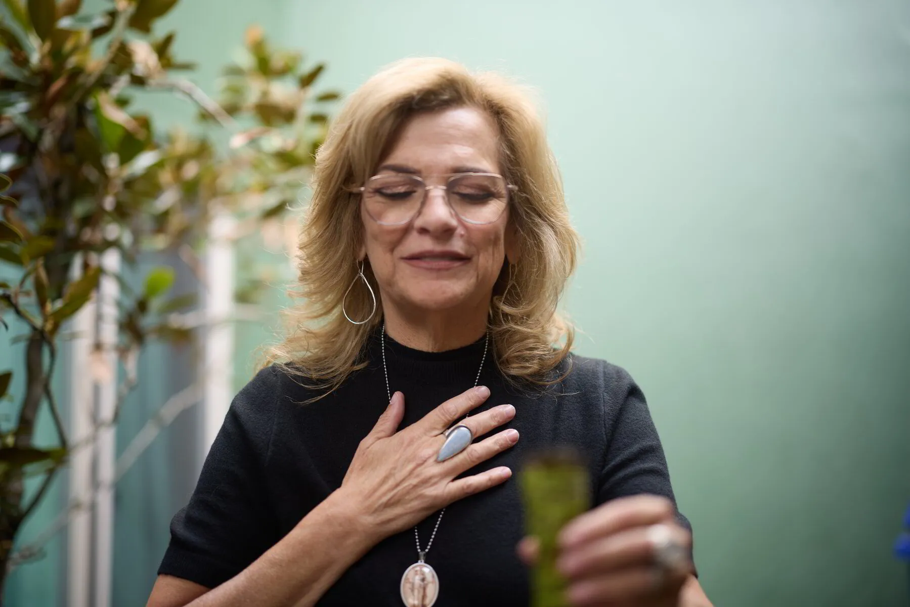 7 Signs You Were a Priestess in a Past Life (and How to Reawaken Her Now)