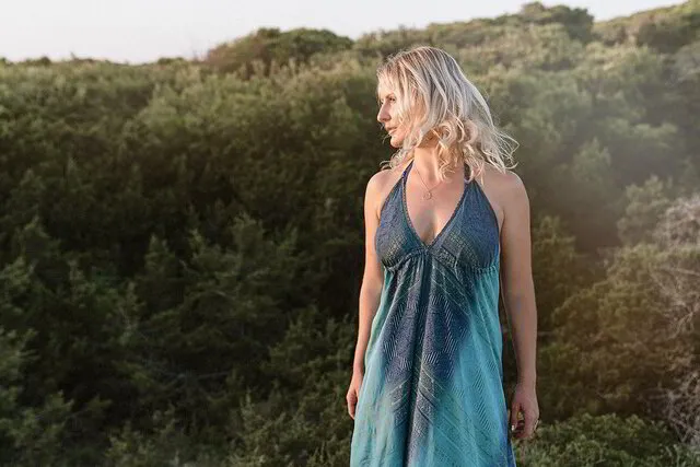 Official site for British Singer / Songwriter & recording artist Chloe Clouds