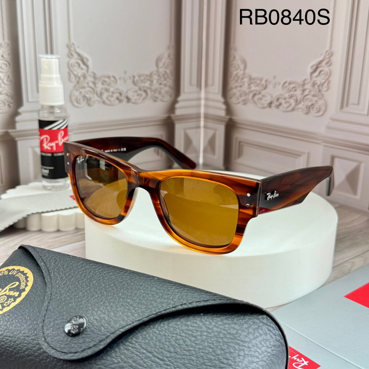 MEGA WAYFARER (EXCLUSIVE)