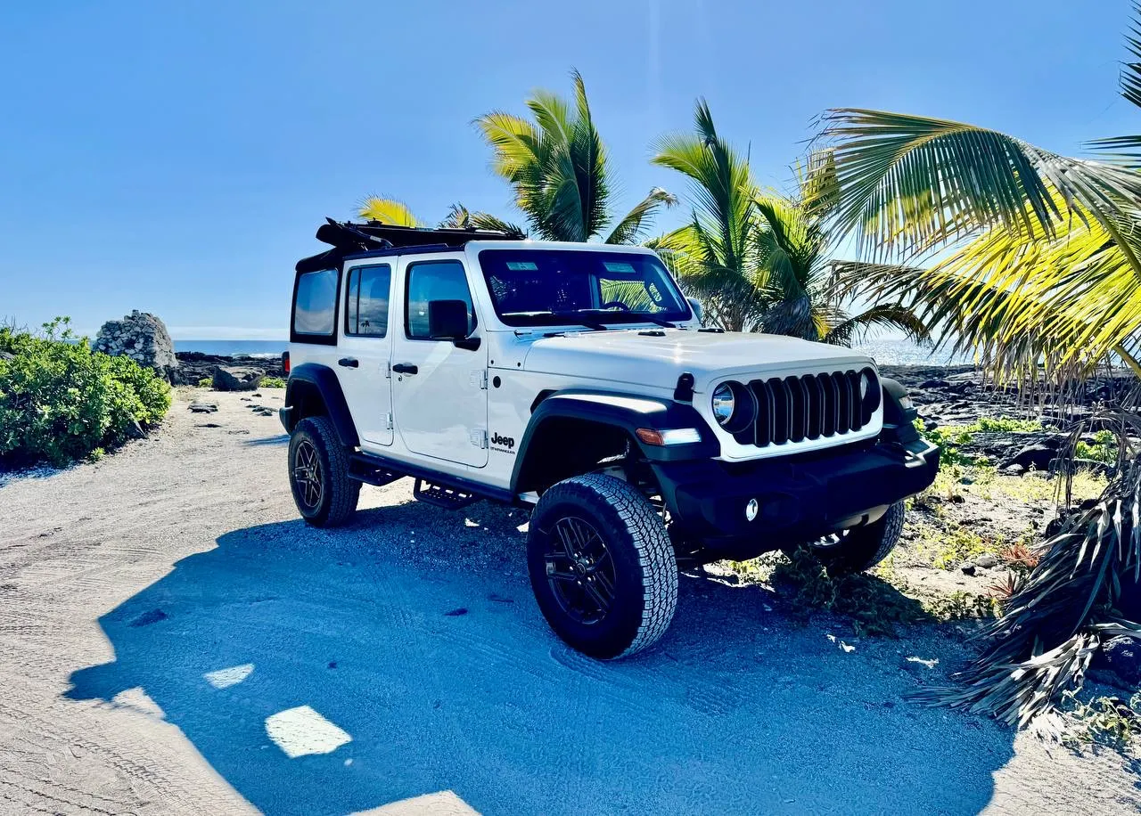 Our Lifted Jeeps and SUVs | Hawaii Lifted Jeep Rentals