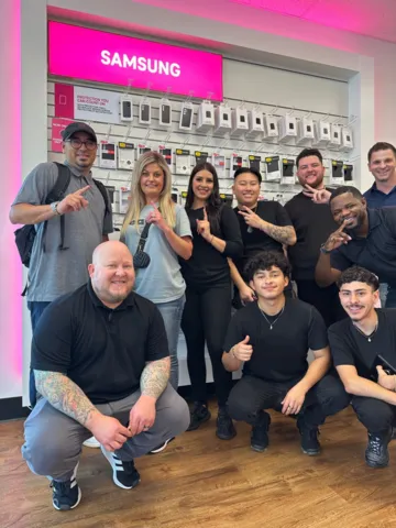 Connectivity Source I T-Mobile Premium Retailer