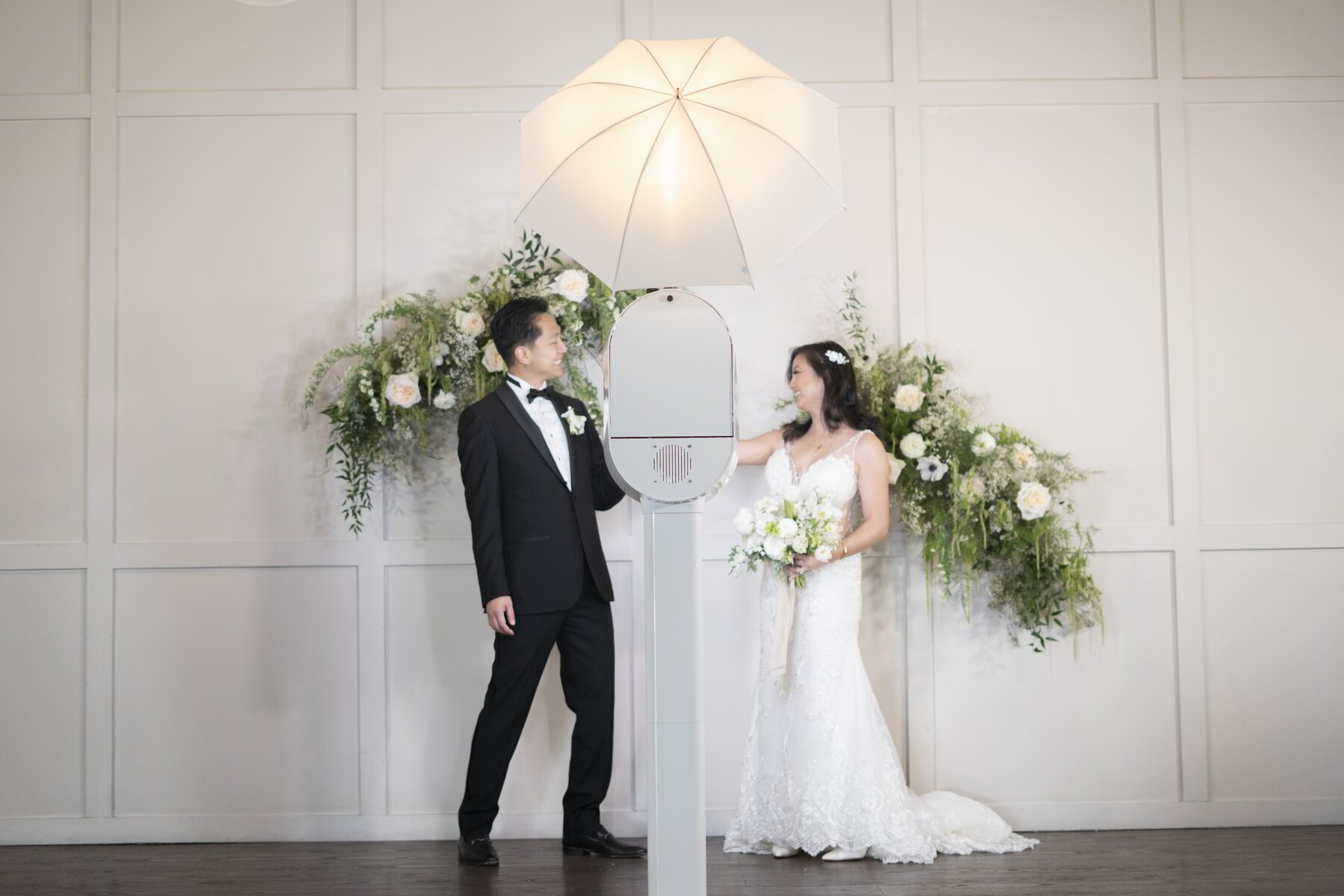 Weddings Photo Booth Rental In Las Vegas | Bossy Booths