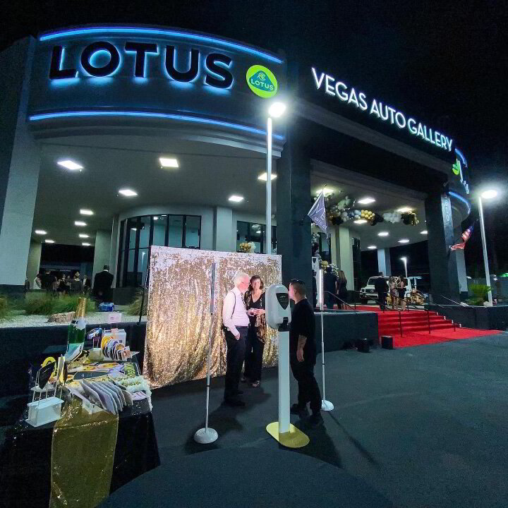 Corporate Photo Booth Rentals In Las Vegas | Bossy Booths