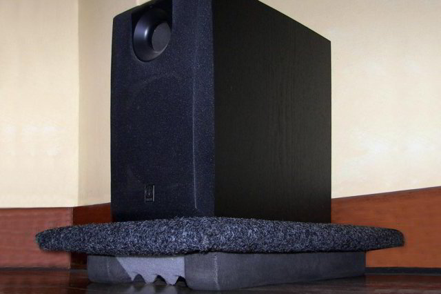 Isolator Platform for Bass Subs - Enhance Audio Clarity & Reduce Vibration