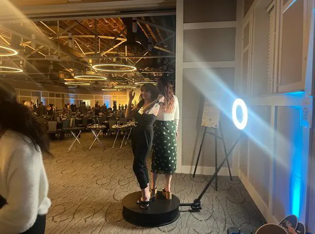 360 Photo Booth Rental in North Carolina | Fotogenic Photobooth